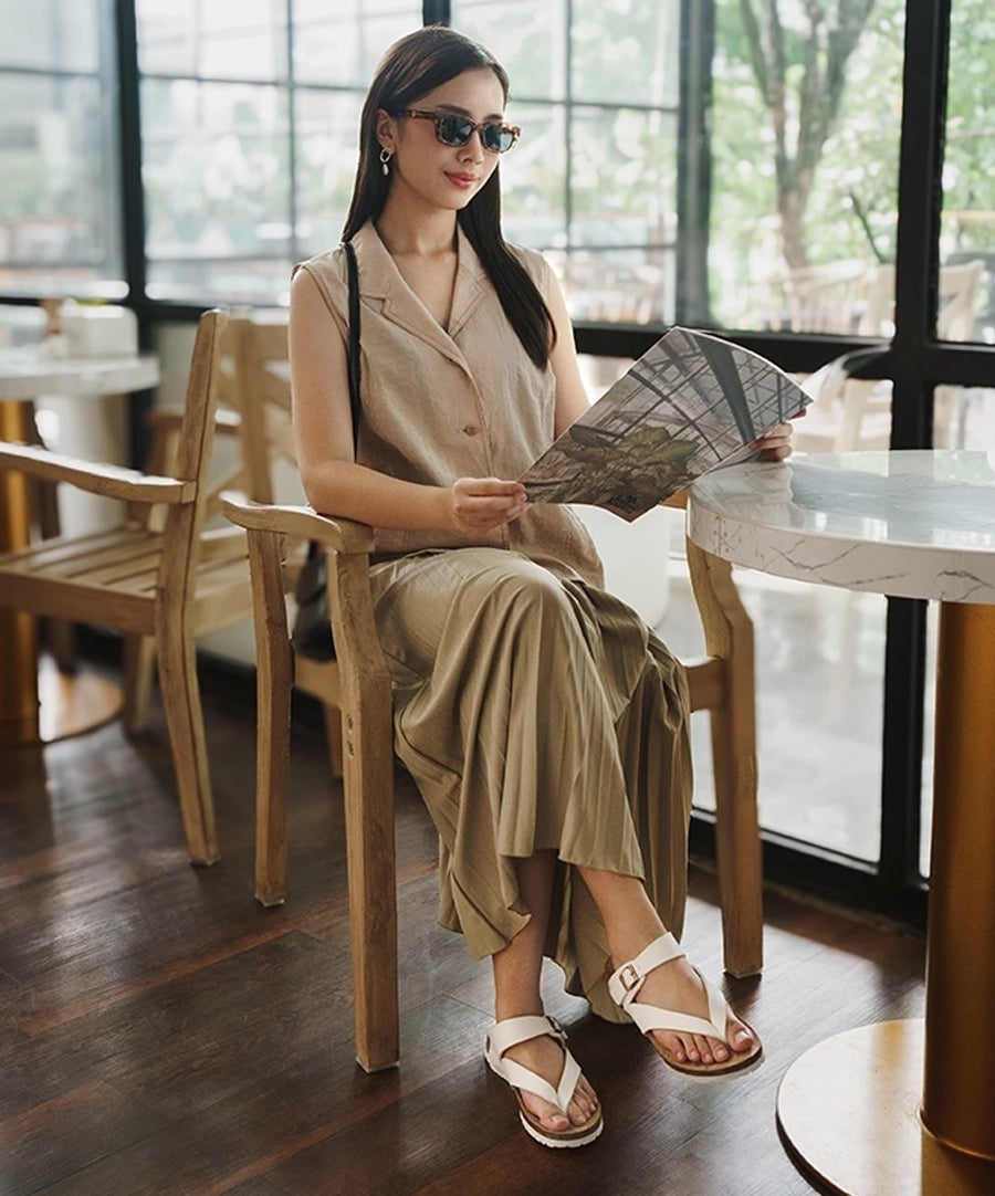 Ustiva White Sandals for Women - MIDORii